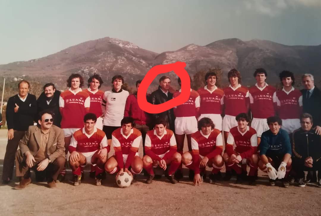 IN QUESTA FOTO, LA STORIA CALCISTICA DI ANGELO ALESSIO... - Paestum in Rete